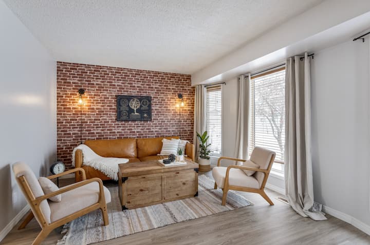 Wem 7mins & 6mins River Cree -Boxing& Kingbed - Edmonton