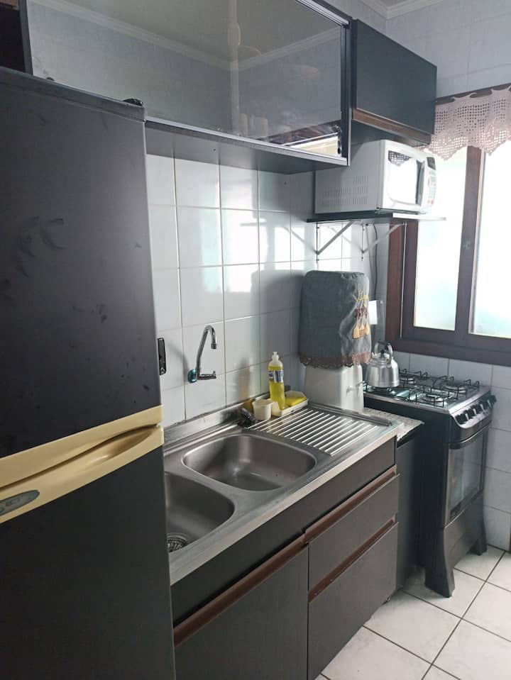 Apartamento Muito Bem Localizado, áRea Central - Capão da Canoa