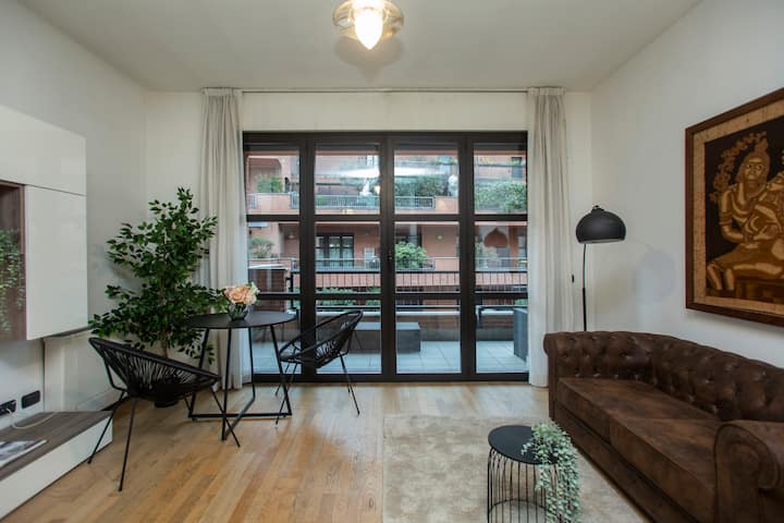 Chic Apartment Close To Central Station In Milan - Milan