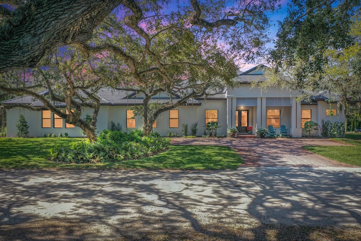 Island Beach Home W/golf Cart - Vero Beach, FL