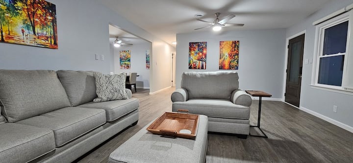 Open Floor Plan - Bright -Great For Extended Stays - Augusta, GA