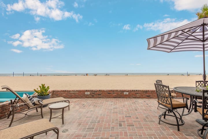 Oceanfront Family-friendly Newport Beach Duplex - Newport Beach, CA
