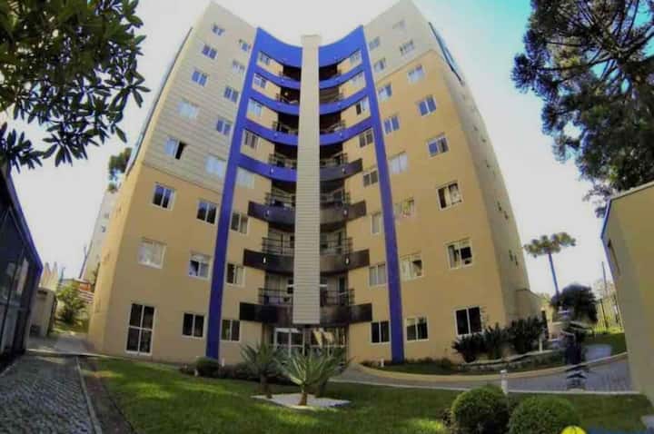 Apto Lindo, Arejado, Excelente Região, C/ Garagem - Curitiba