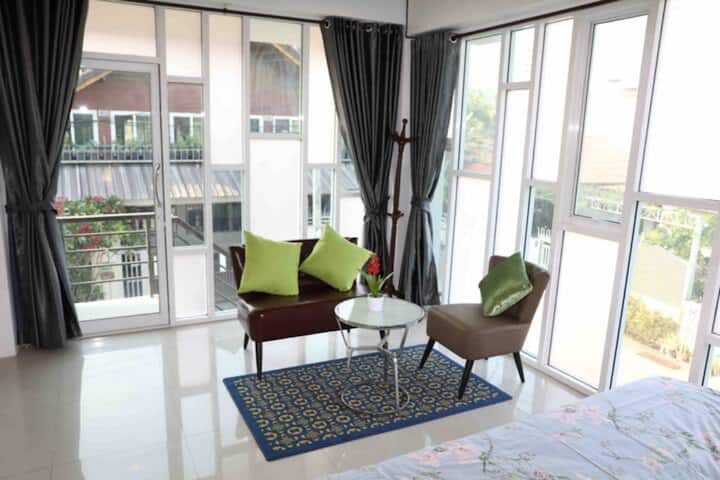 5mins Go To Maya Nimman 10mins Go Oldcity Cmu 5 Br - Chiang Mai