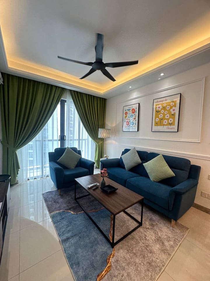 Enchanted Oasis 2br Unit At R&f Princess By Anju - Choa Chu Kang