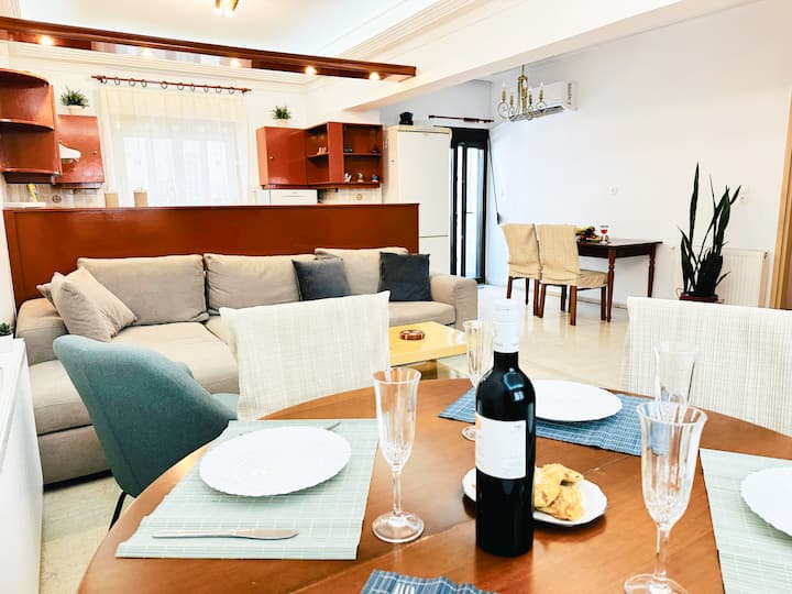 Sea Breeze Sanctuary-1bd 3pl 1ba - 90m To Sea. - Chania