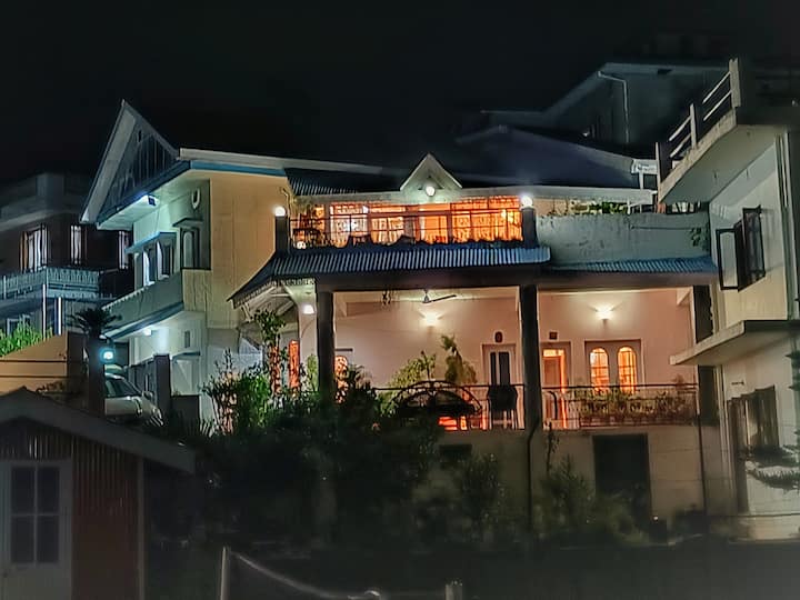 Comfy Apartment Palampur Entire Villa - Palampur