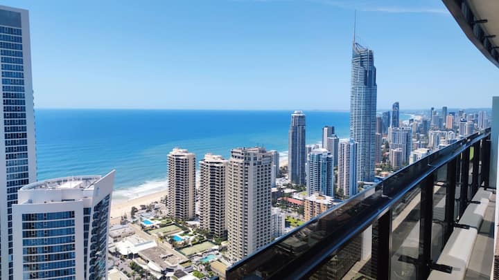 Level 47 Sky High 2br Ocean View Apartment - Gold Coast