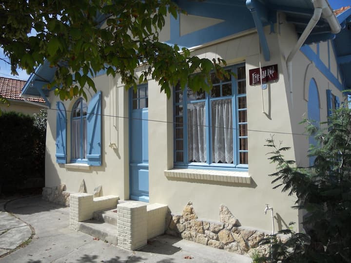 Villa Proche Centre Et Plage - V04245 - Soulac-sur-Mer