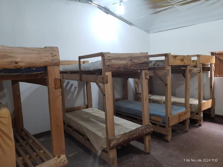 Alojamento, Rustico - Santo Antônio do Pinhal