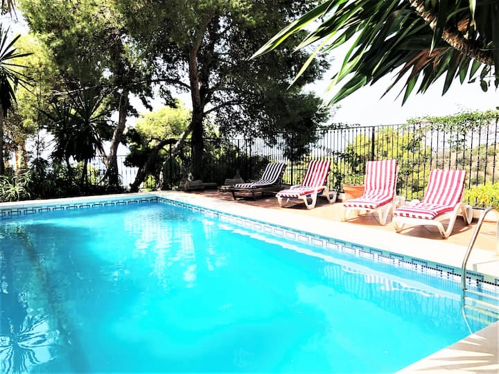 Rentcostadelsol Villa Pinares-málaga - Málaga