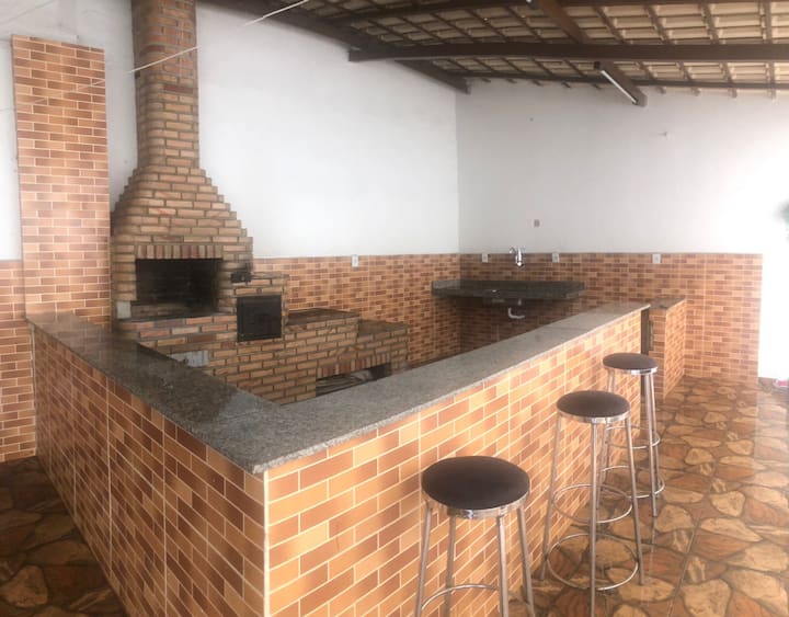 Casa Sossego Localizada Próximo Ao B. Planalto. - Belo Horizonte