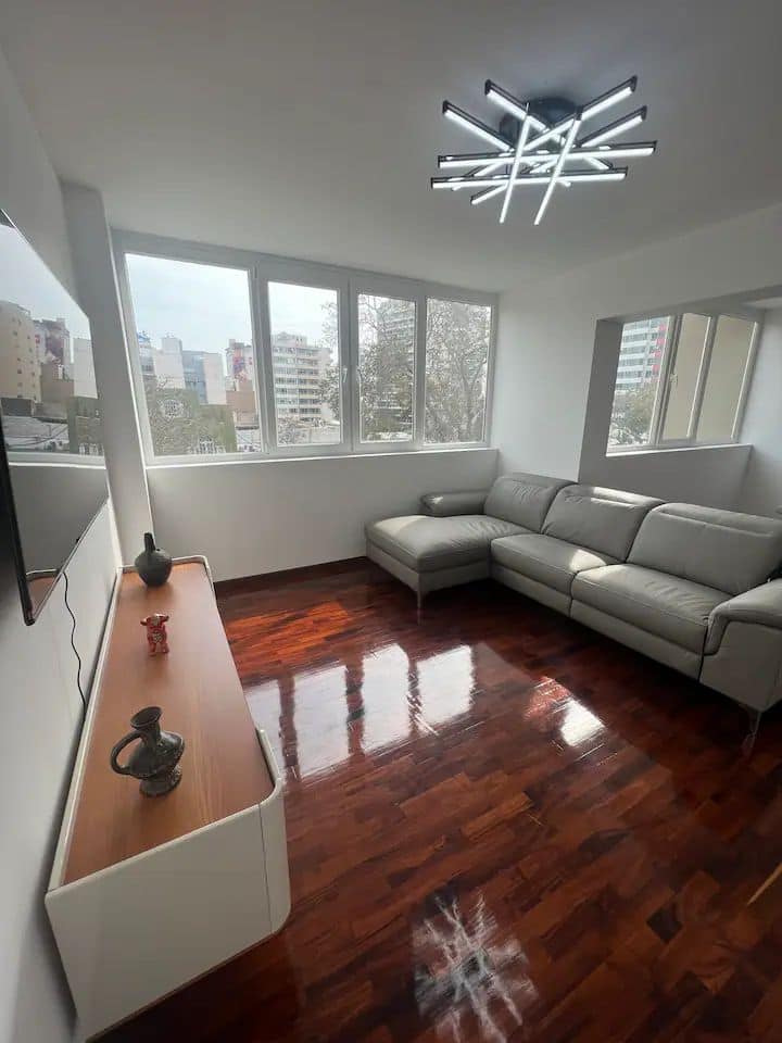 Apartamento En Miraflores - Lima