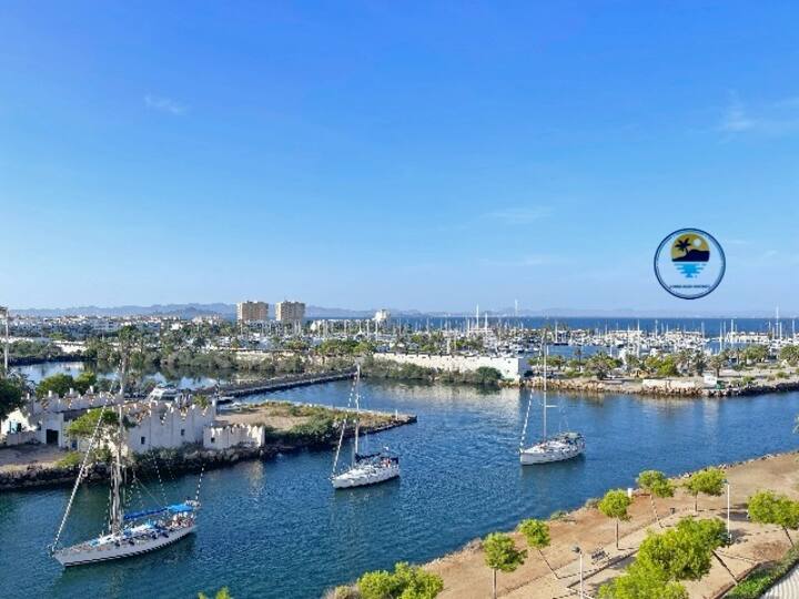 Lmha05, 2 Bedroom, 1 Bathroom, Sea View, La Manga - La Manga del Mar Menor