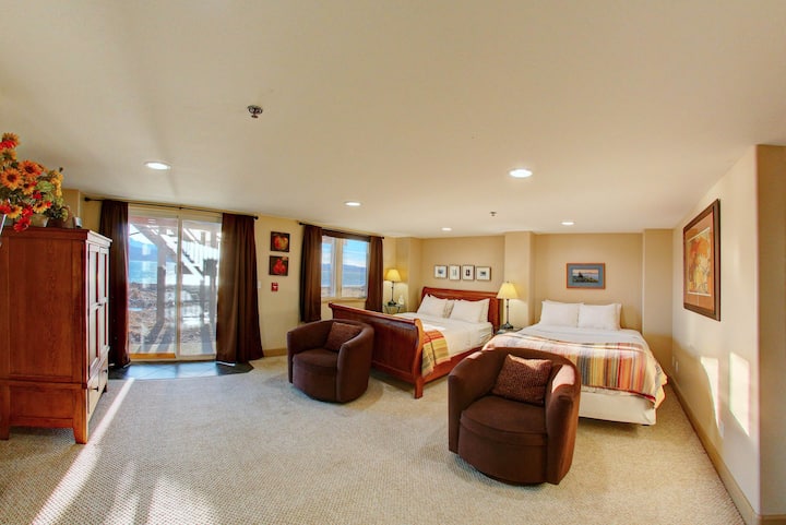 Beachfront Lodge Room #614 - Halibut Cove, AK