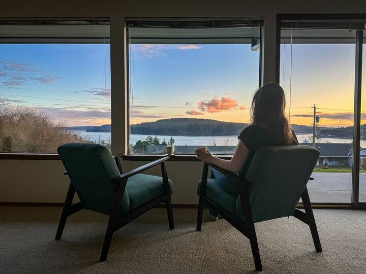 Skagit Bay View, Sunsets, Hot Tub - Deception Pass State Park, Oak Harbor