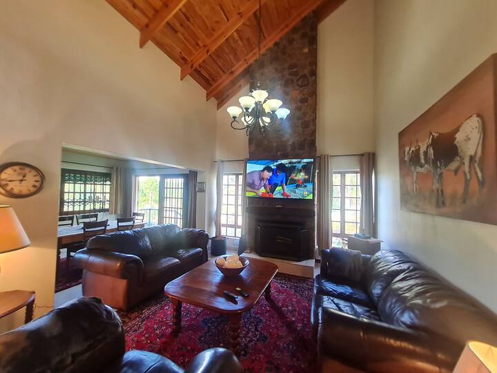 Stonefields 3 Bedroom Charmer - Dullstroom