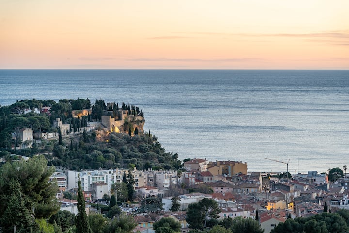 Magnifique Panorama,  Piscine, Terrasse, Parking - Cassis