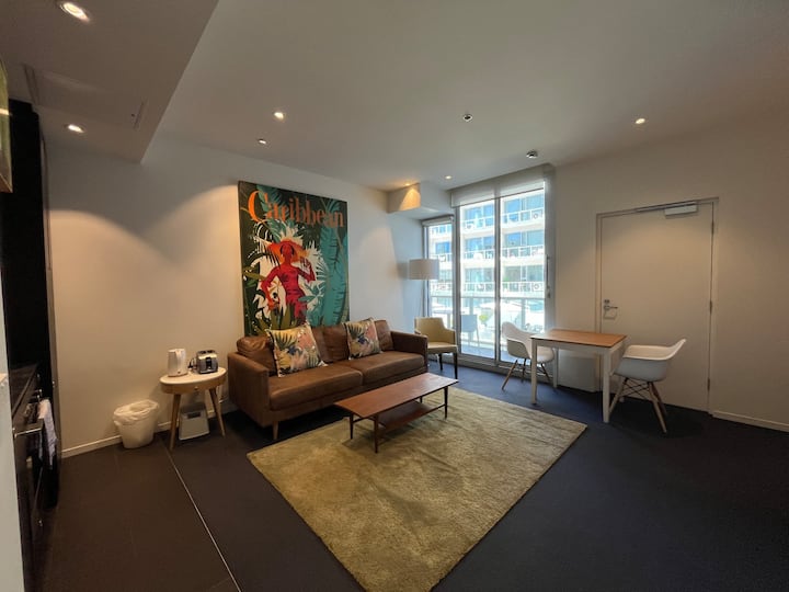 Tasha's 1br Apartment On Warwick - 221 - Walkerville