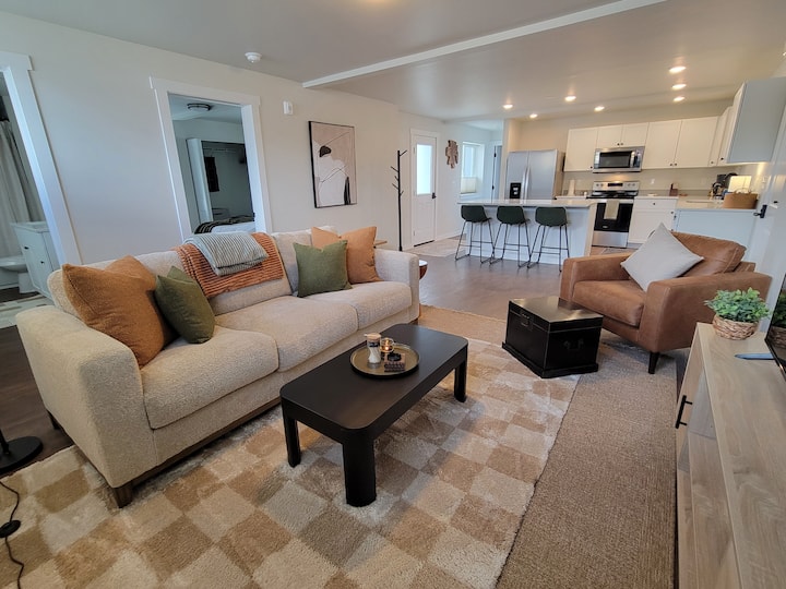 New Downtown Condo - Butte, MT