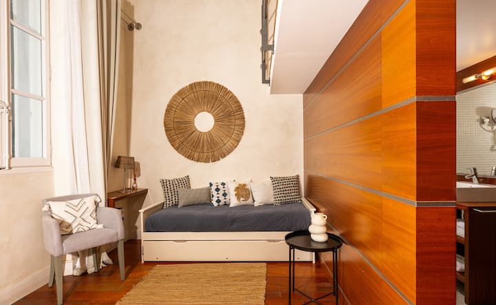 Régali, Suite De Charme En Duplex Sur Le Port - Cassis