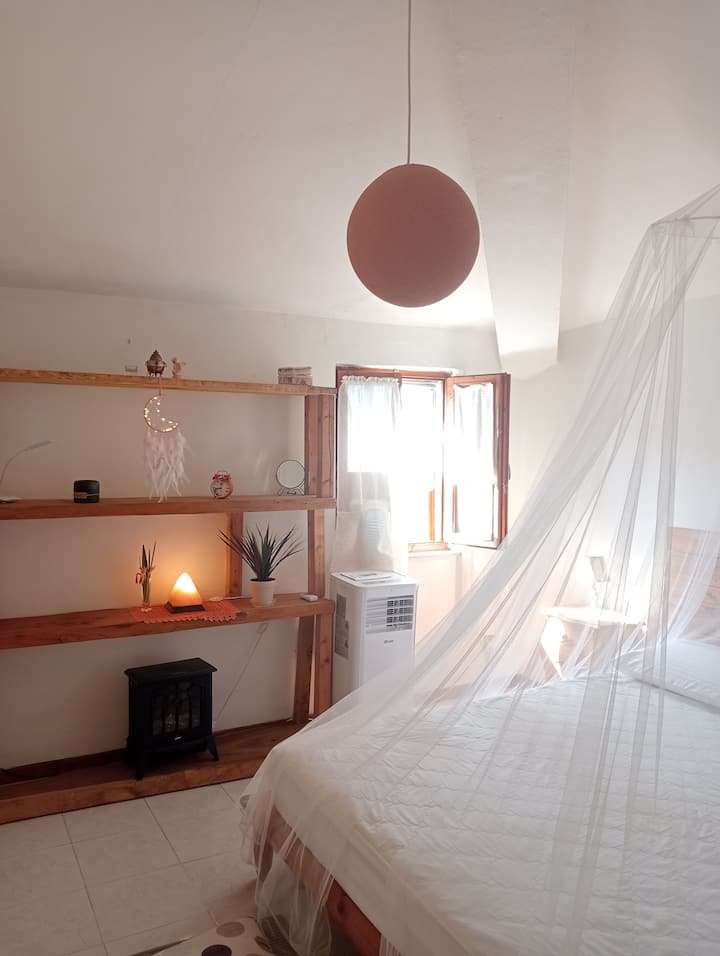 Camera Luna Nel Bosco .Guest House. - Monteriggioni