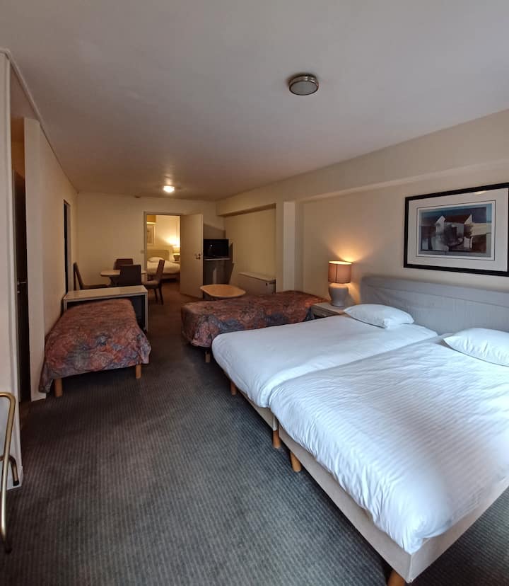 Familie Kamer Met Keuken - Bruges