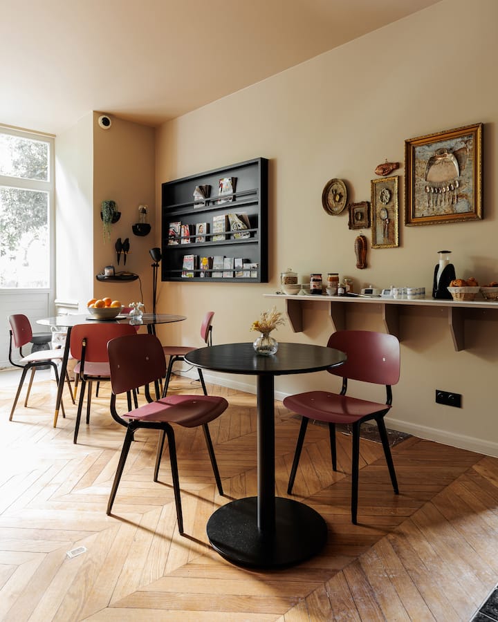 Maison Entière 15 Ch Avec Jardin Et Parking - Orléans