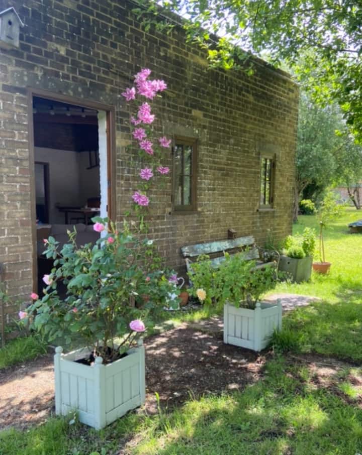 The Forge At Little Pottery Farm - Kent