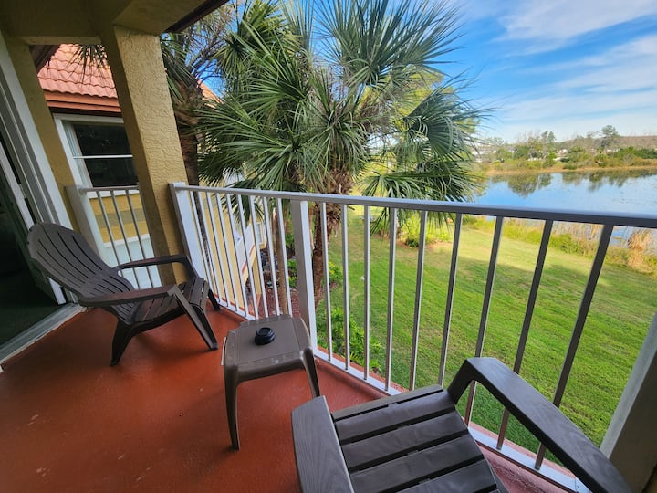 Palms Breeze | 1305 | Sleeps 4 - Orlando