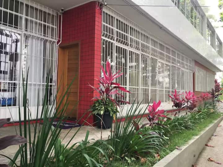 Casa Graal_estadia Social Q.8 - Belo Horizonte