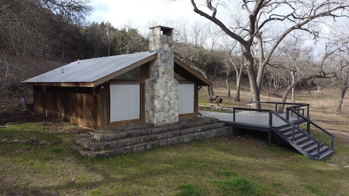 Cabin 5 Oasis - Hunt, TX