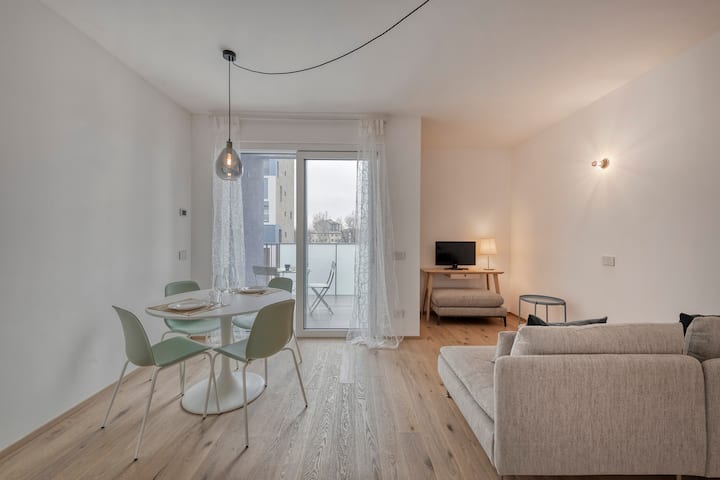 Valtorta 30- Quiet & Bright Bilo With Balcony - Mailand