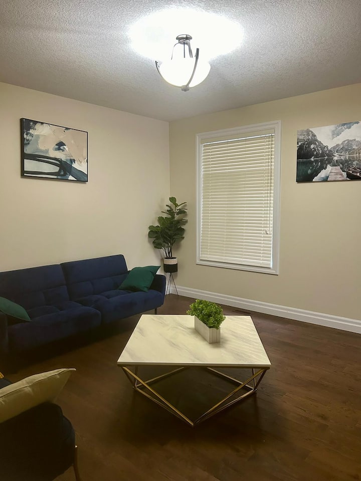 Quite, Cozy Room In Woodstock - 胡士托