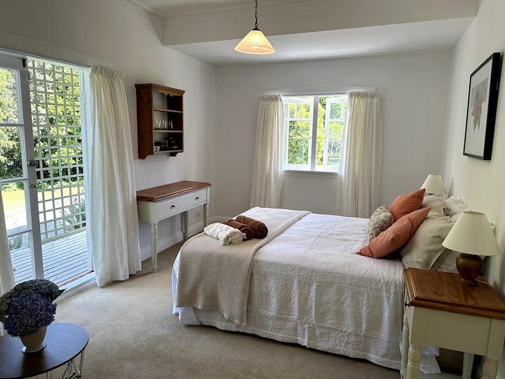 Orchard Guest Suite - Omaha River