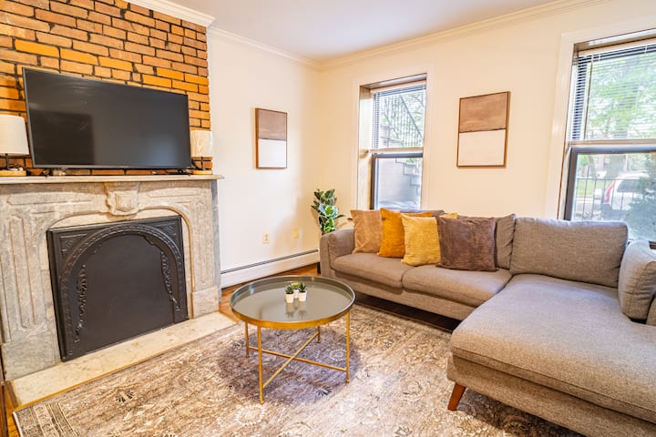 Roomy Apt Near Liberty State Park & Nyc Transit! - Weehawken