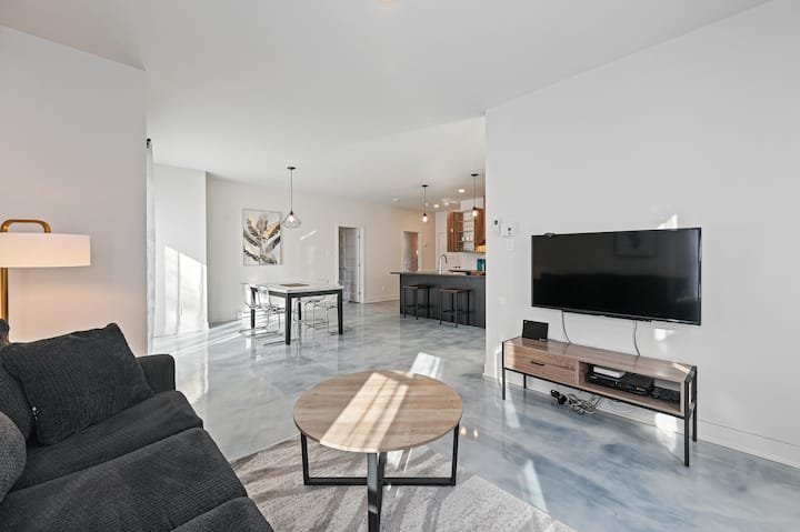 Le Moderne Castonguay 2 Chambres - ミラベル