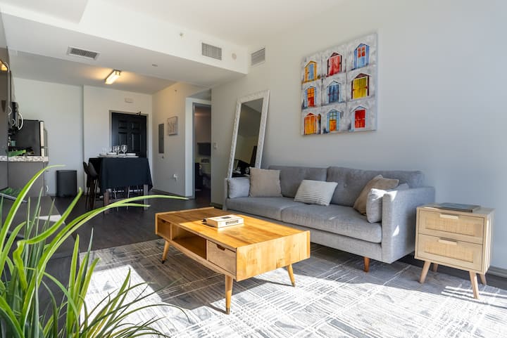 Cozy One Bedroom Apartment In West Hollywood - West Hollywood