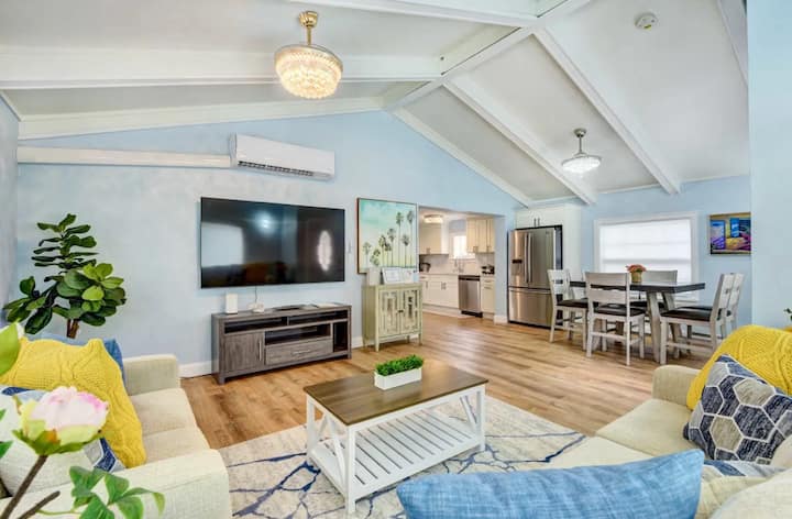 Serene Oasis Beach Getaway - Sarasota, FL
