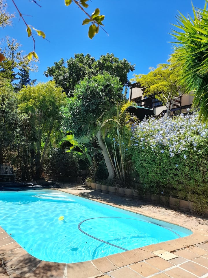 Tamela - Basking In The Sun! - Somerset West