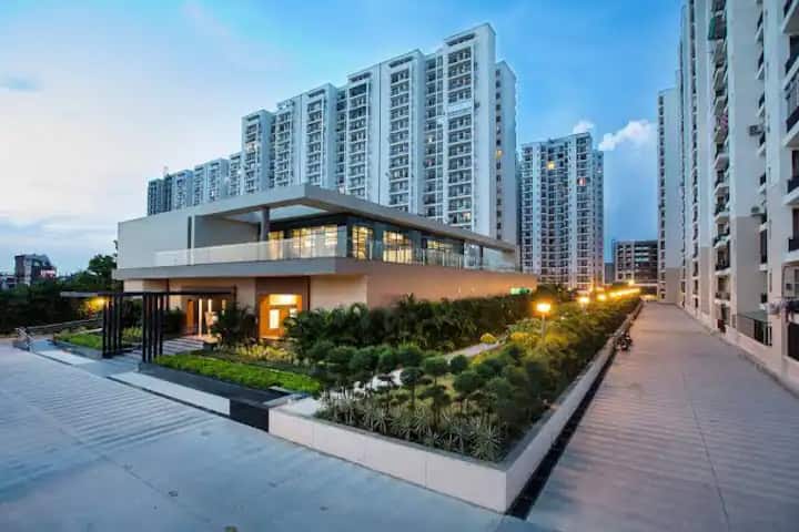 Vistara Suites - Lucknow