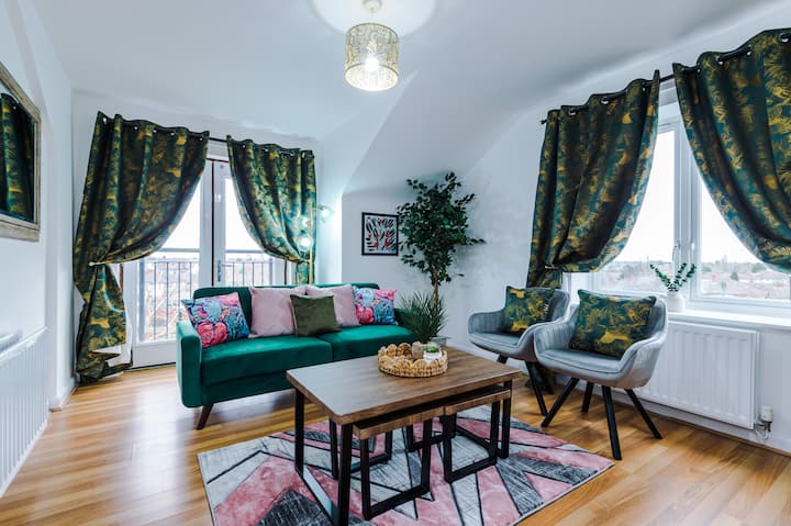 Charming 2bed Retreat In Historic Coventry - Coventry