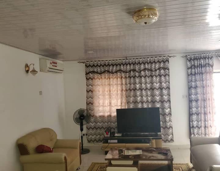Furnished Apartment Wilberforce
2 Double Bedroom - Freetown