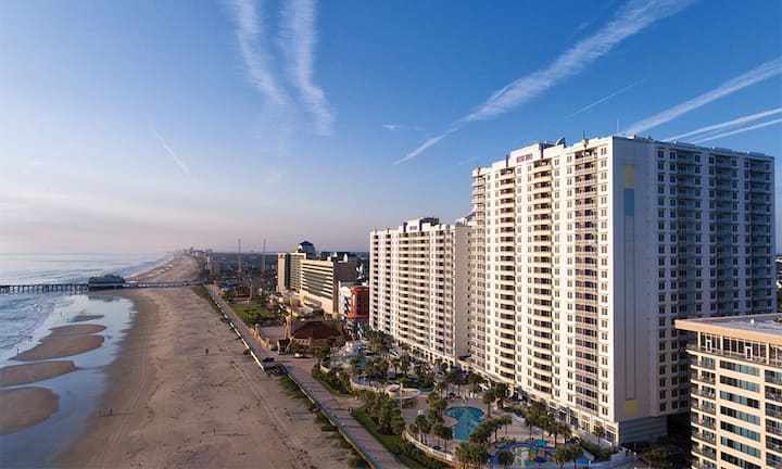 1 Bd Ste At Ocean Walk Resort! - Daytona Beach, FL