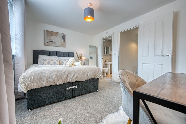 Luxury House Parking Wi-fi Netflix Sky Sports - Birmingham