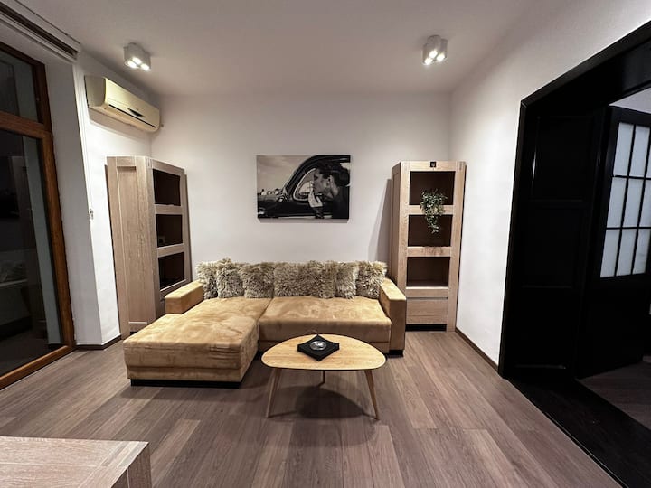 Elisio - Pani Nani Apartment - Brașov