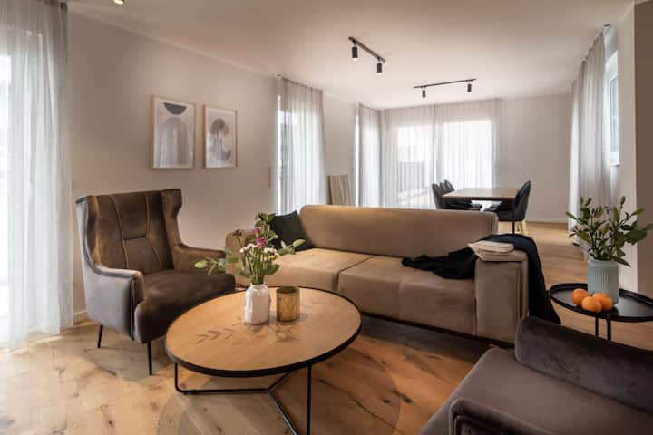 Rheinblick Suite Mit Terrasse - Düsseldorf