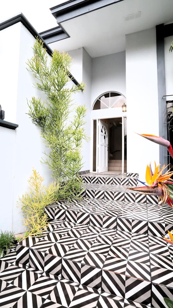 Casa Lomas Cozy 3 Bedroom 2 Bath Villa By Xolos St - Tijuana