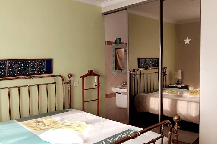 Entre Lisbonne Et Cascais. Toilettes Privées - Porto Salvo