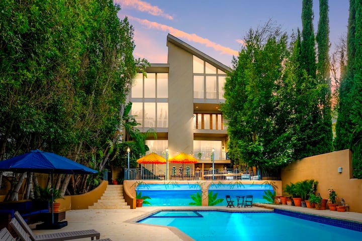 6br/music Studio/pool/spa/games - Los Angeles, CA
